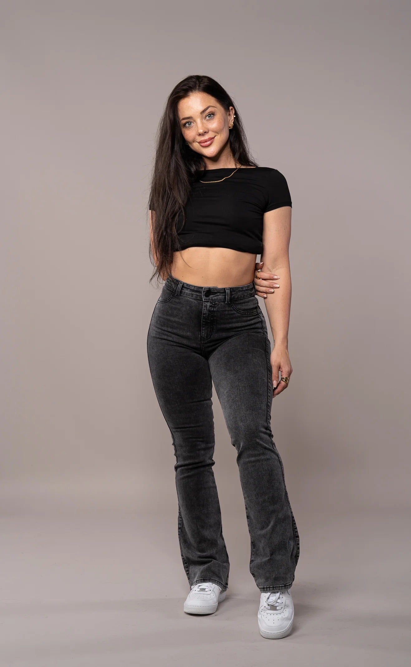 Flared - Heavy Washed Black – True Curve Jeans EU